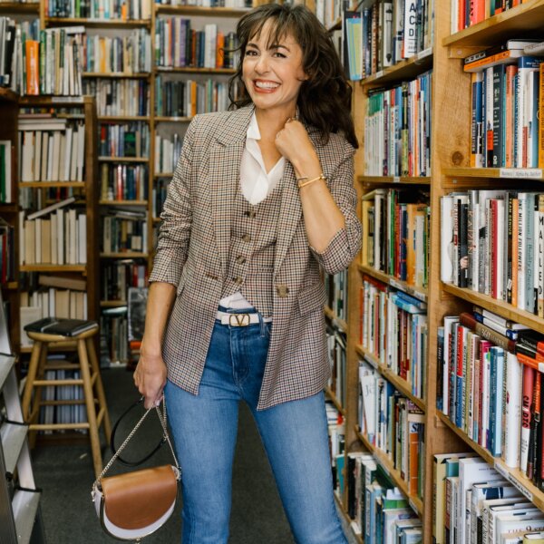 FIRST LOOK AT FALL CAPSULE | THIS 8-PIECE WARDROBE MAKES 32 OUTFITS ...